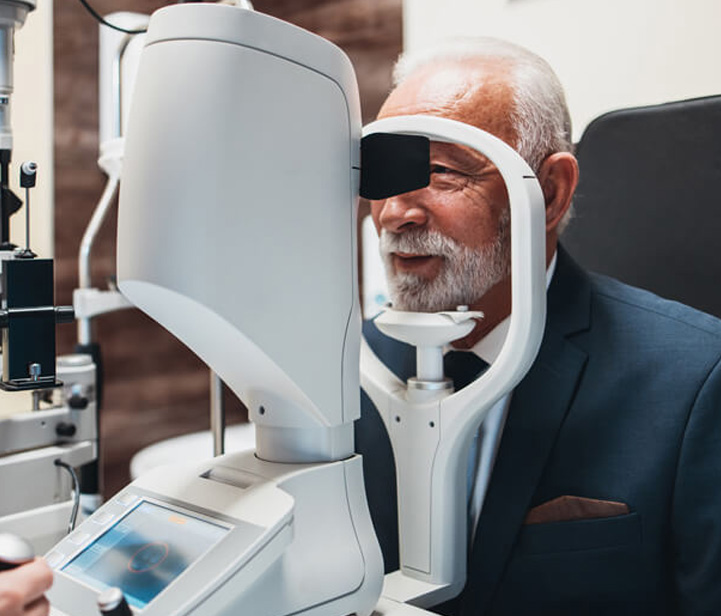 Senior Eye Exams and Eyecare | Mohave Eye Center